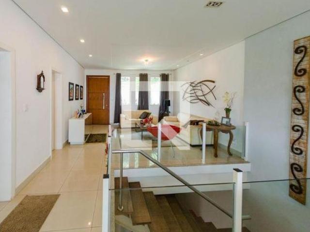 Casa à Venda Santa Lúcia, 4 Quartos, 450 m2