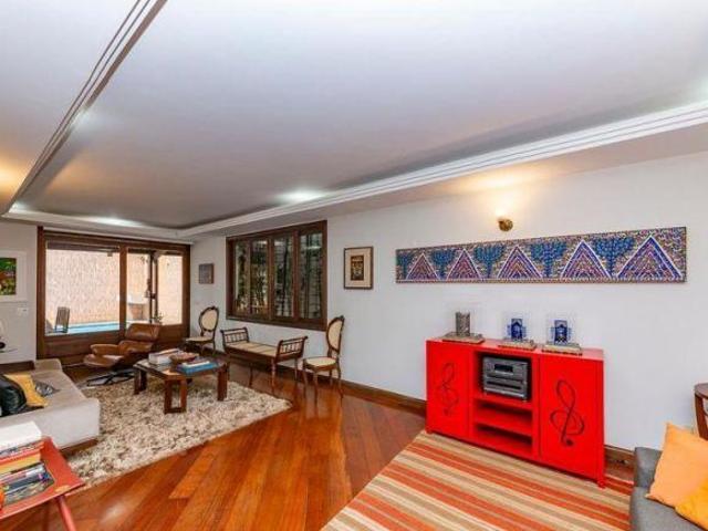 Casa à Venda Santa Lúcia, 4 Quartos, 414 m2