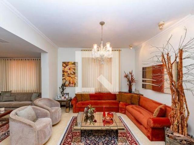 Casa à Venda Santa Lúcia, 4 Quartos, 436 m² Belo Horizonte