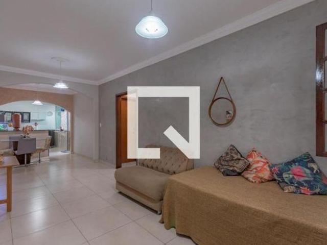 Casa à Venda Santa Mônica, 2 Quartos, 87 m² Belo Horizonte