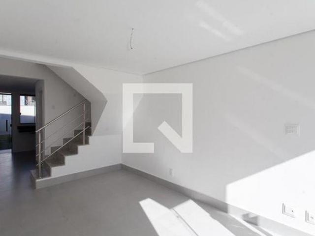 Casa à Venda Santa Mônica, 2 Quartos, 122 m² Belo Horizonte