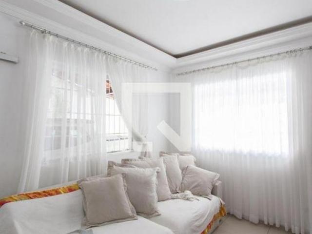 Casa à Venda Santa Mônica, 3 Quartos, 280 m² Belo Horizonte