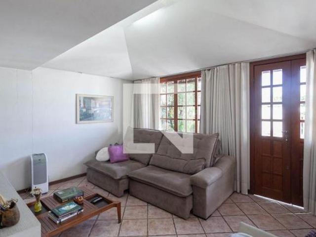 Casa à Venda Santa Mônica, 4 Quartos, 370 m² Belo Horizonte