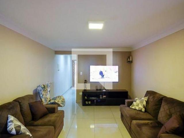 Casa à Venda Santa Maria, 3 Quartos, 203 m2