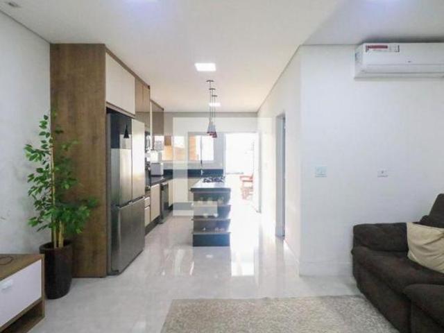 Casa à Venda Santa Maria, 3 Quartos, 200 m2