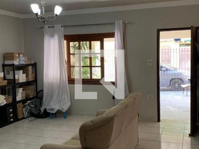 Casa à Venda Santa Maria, 3 Quartos, 217 m2