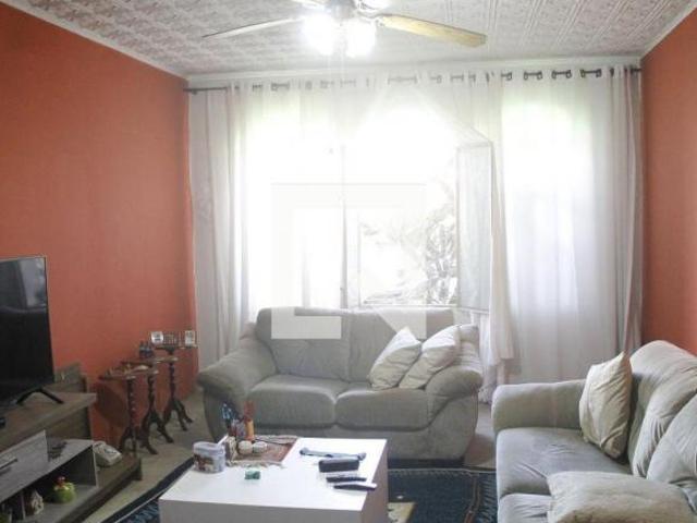 Casa à Venda Santa Maria, 3 Quartos, 304 m2