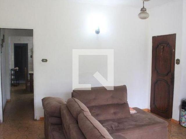 Casa à Venda Santa Maria, 2 Quartos, 180 m2