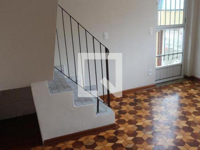 Casa à Venda Santa Maria, 2 Quartos, 240 m2