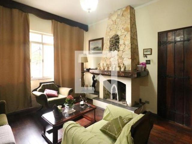 Casa à Venda Santa Maria, 2 Quartos, 220 m2