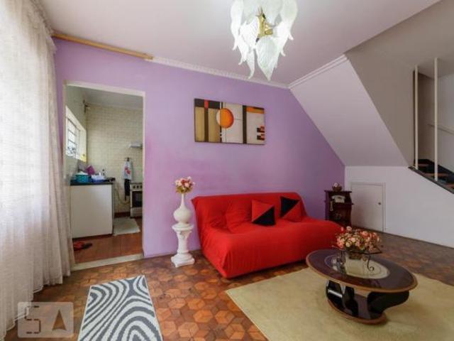 Casa à Venda Santa Maria, 2 Quartos, 400 m2