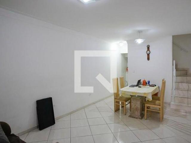 Casa à Venda Santa Maria, 4 Quartos, 130 m2