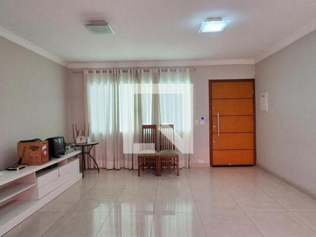Casa à Venda Santa Maria, 4 Quartos, 250 m2