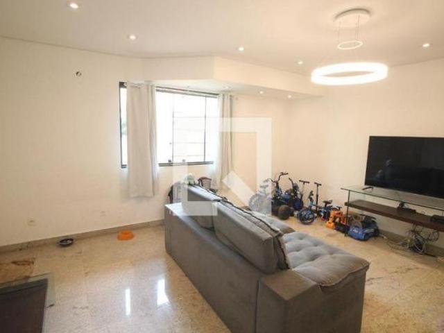 Casa à Venda Santa Maria, 4 Quartos, 300 m² Belo Horizonte