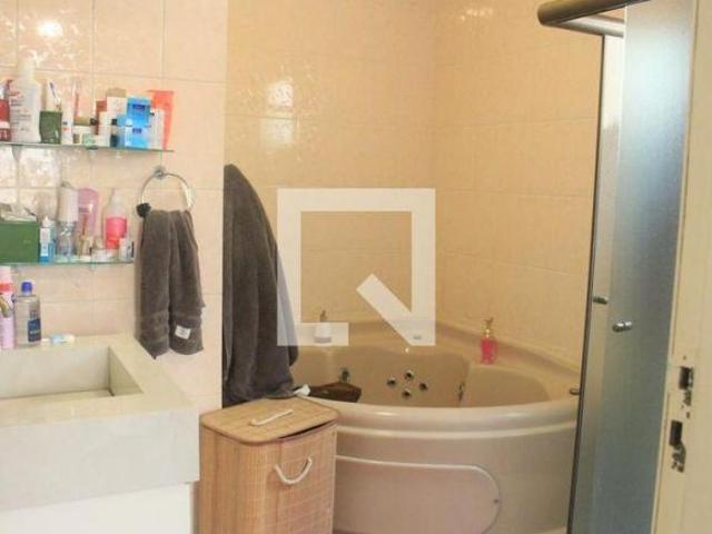 Casa à Venda Santa Paula, 3 Quartos, 130 m² São Caetano do Sul