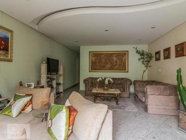 Casa à Venda Santa Paula, 3 Quartos, 220 m2