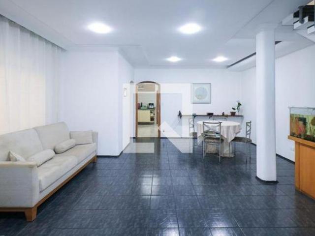 Casa à Venda Santa Paula, 3 Quartos, 348 m2