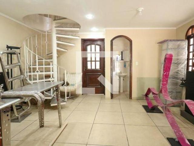 Casa à Venda Santa Paula, 2 Quartos, 180 m2