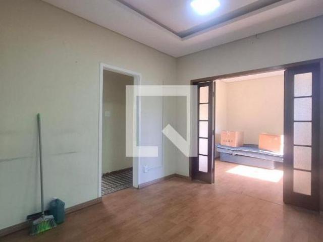Casa à Venda Santa Teresinha, 2 Quartos, 500 m2