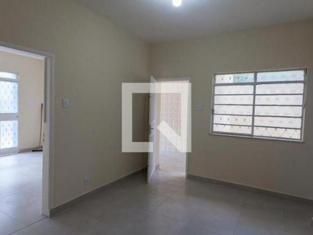 Casa à Venda Santa Tereza, 3 Quartos, 250 m² Belo Horizonte