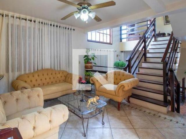Casa à Venda Santa Tereza, 4 Quartos, 250 m² Porto Alegre
