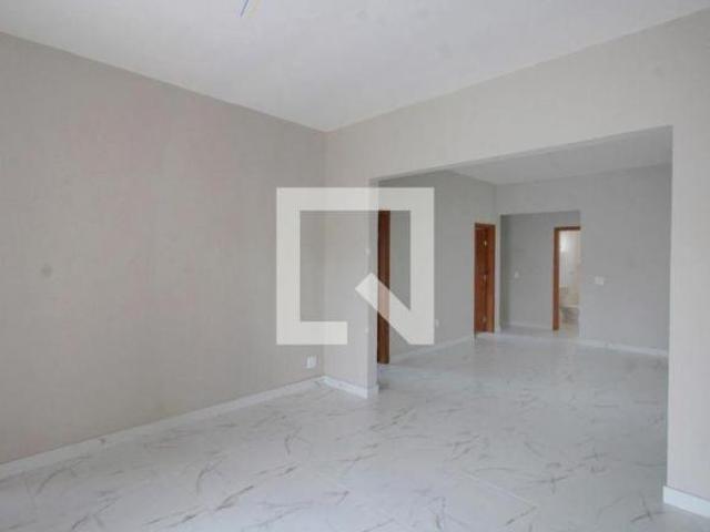 Casa à Venda Santa Tereza, 5 Quartos, 426 m² Belo Horizonte