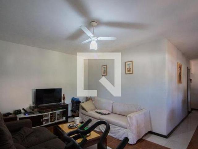 Casa à Venda Santa Terezinha, 2 Quartos, 2331 m² Belo Horizonte