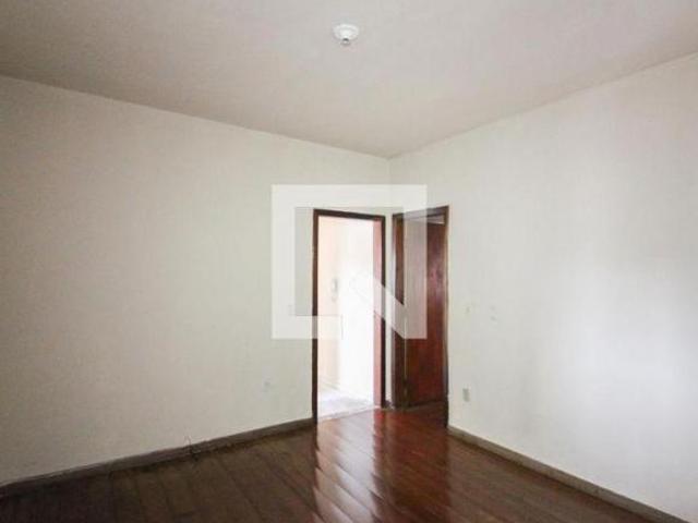 Casa à Venda Santa Terezinha, 3 Quartos, 505 m² Belo Horizonte