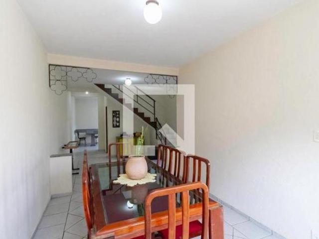Casa à Venda Santa Terezinha, 3 Quartos, 210 m² Belo Horizonte
