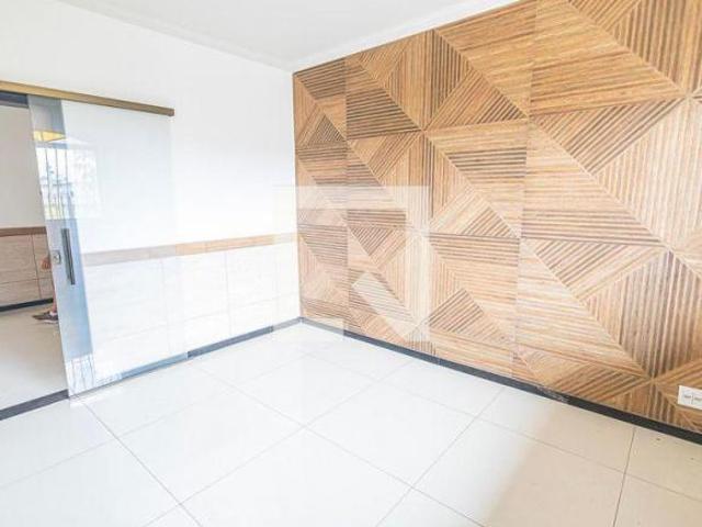 Casa à Venda Santa Terezinha, 5 Quartos, 200 m² Belo Horizonte