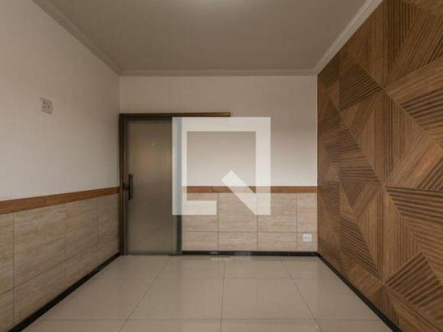 Casa à Venda Santa Terezinha, 5 Quartos, 200 m² Belo Horizonte