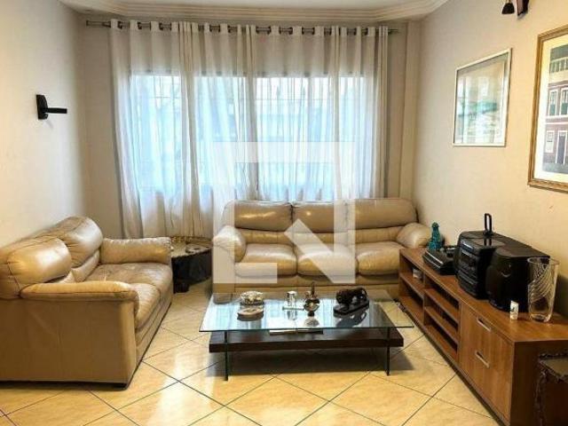 Casa à Venda Santana, 4 Quartos, 144 m2