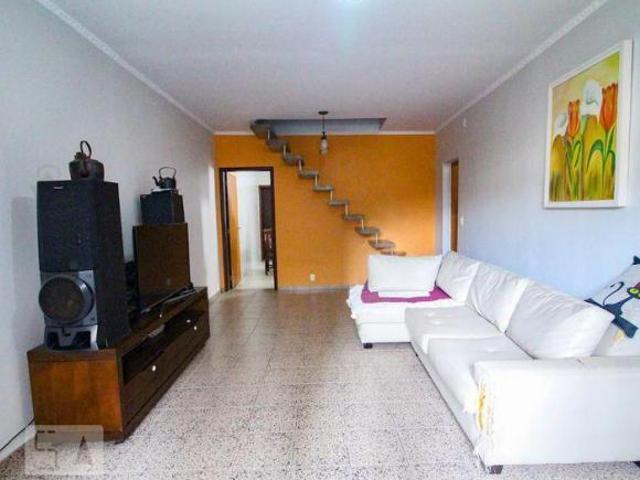 Casa à Venda Santana, 4 Quartos, 150 m2