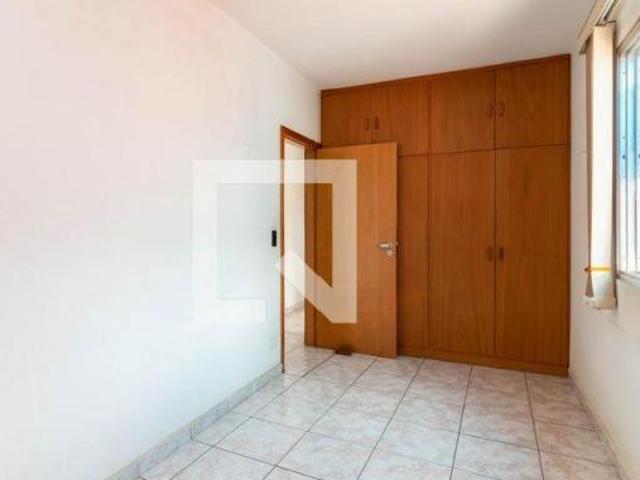 Casa à Venda Santana, 4 Quartos, 197 m2
