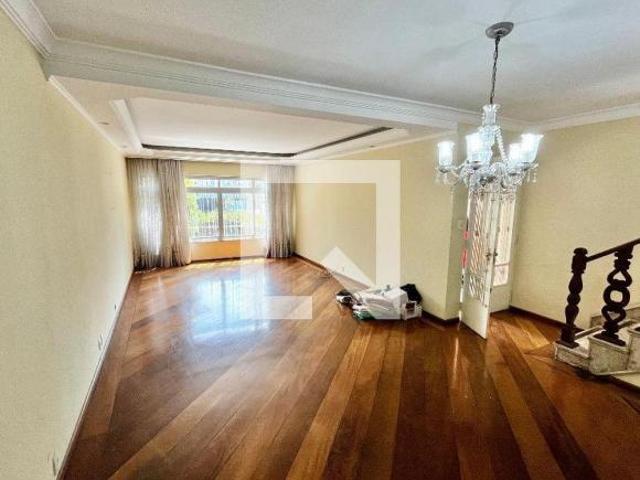 Casa à Venda Santana, 4 Quartos, 200 m2