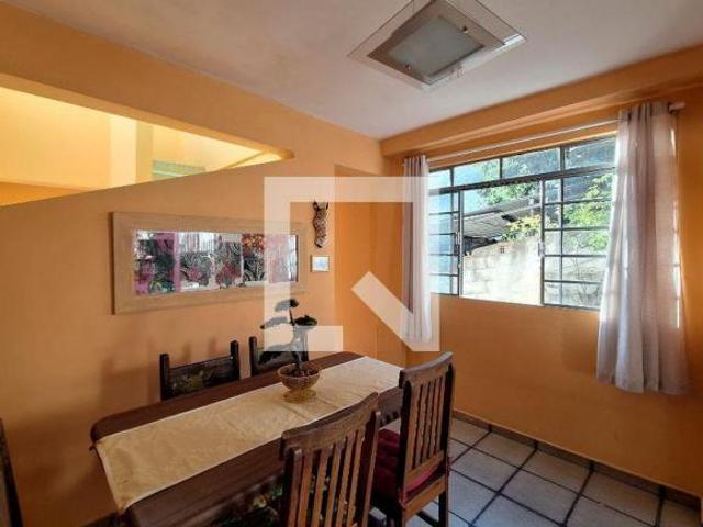 Casa à Venda Santana, 4 Quartos, 215 m2