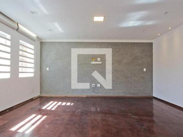 Casa à Venda Santana, 4 Quartos, 250 m² São Paulo