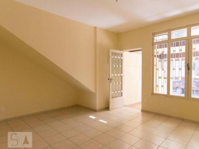 Casa à Venda Santana, 4 Quartos, 300 m2