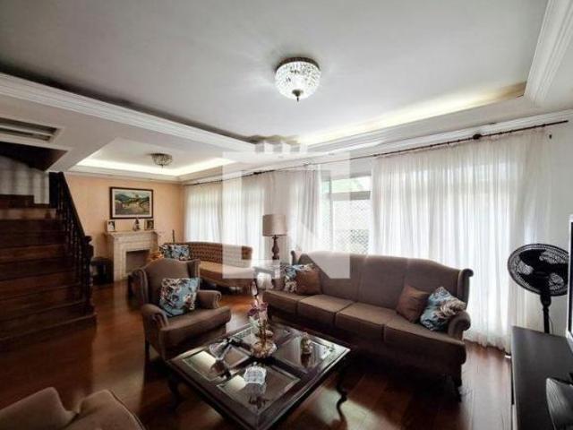 Casa à Venda Santana, 4 Quartos, 300 m2