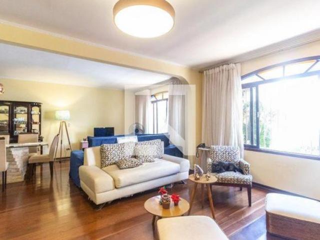 Casa à Venda Santana, 4 Quartos, 300 m2