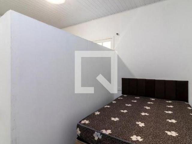 Casa à Venda Santana, 6 Quartos, 120 m2