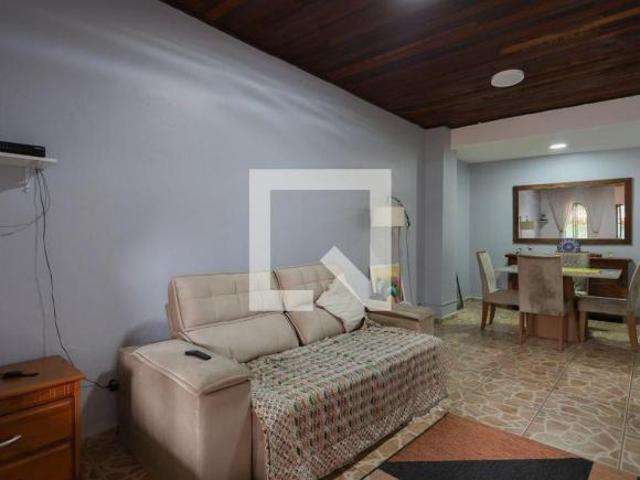 Casa à Venda Santana, 6 Quartos, 225 m2
