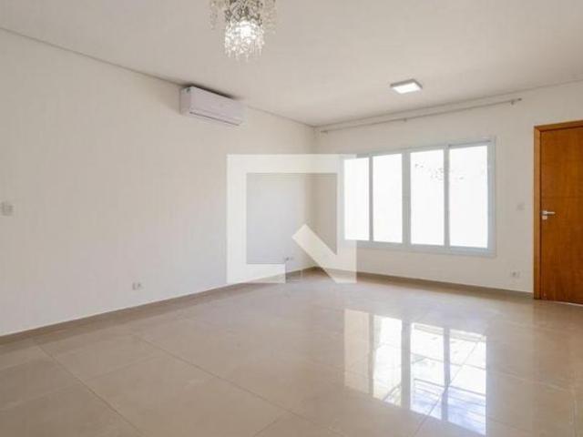 Casa à Venda Santana, 2 Quartos, 109 m² São Paulo