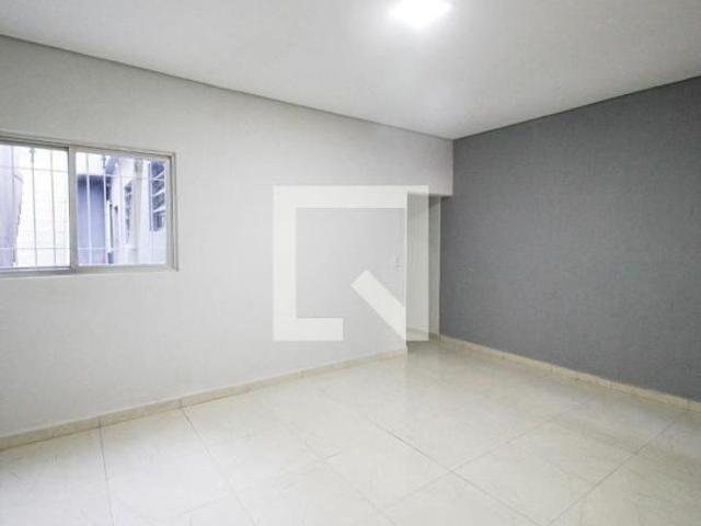 Casa à Venda Santana, 2 Quartos, 100 m2