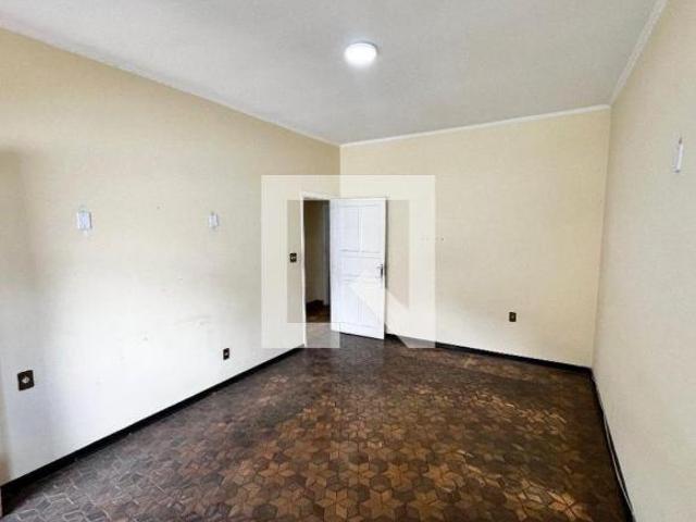Casa à Venda Santana, 2 Quartos, 125 m2