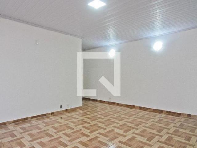 Casa à Venda Santana, 2 Quartos, 120 m2