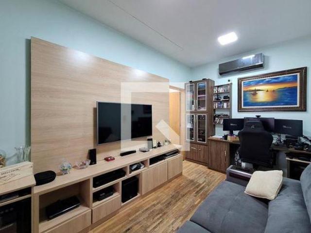 Casa à Venda Santana, 2 Quartos, 130 m² São Paulo