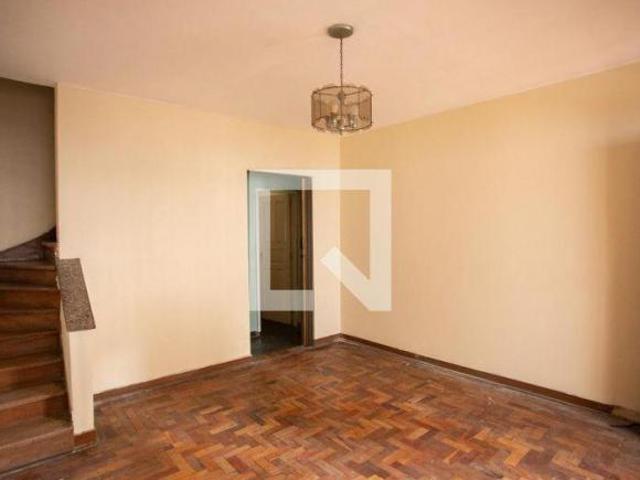 Casa à Venda Santana, 2 Quartos, 140 m2