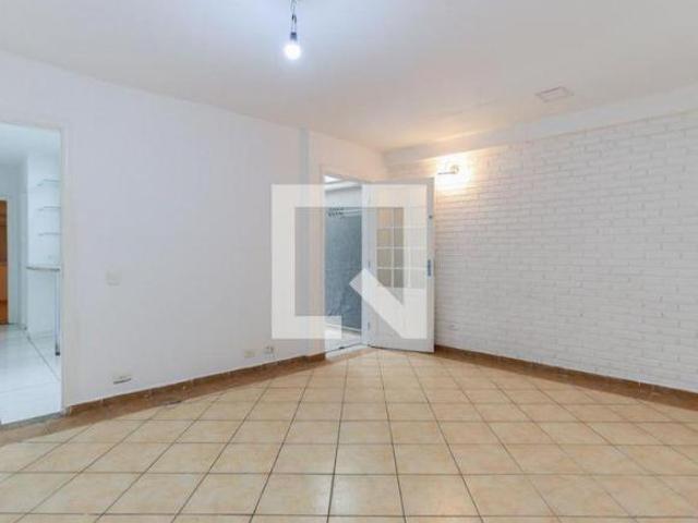 Casa à Venda Santana, 2 Quartos, 180 m2
