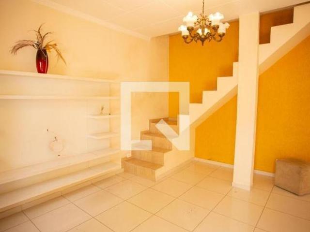 Casa à Venda Santana, 2 Quartos, 180 m2